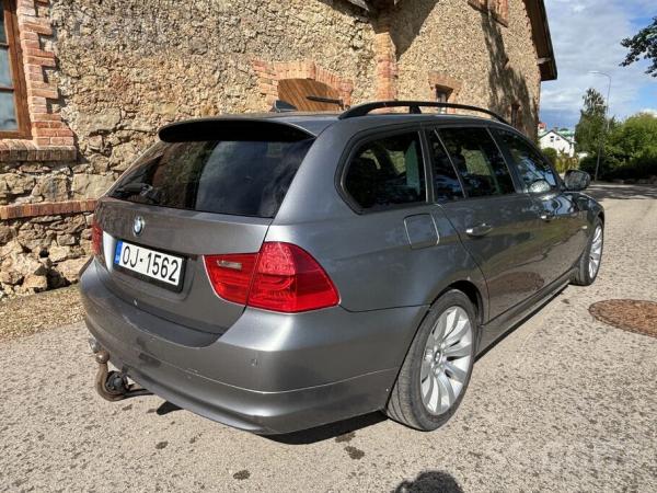 Grey BMW 320 2009 in Bauska, with an engine capacity of 2.00 L and mileage of 435 thousand km for 2990 €, photo 8 on AUTOMOTO.COM.LV
