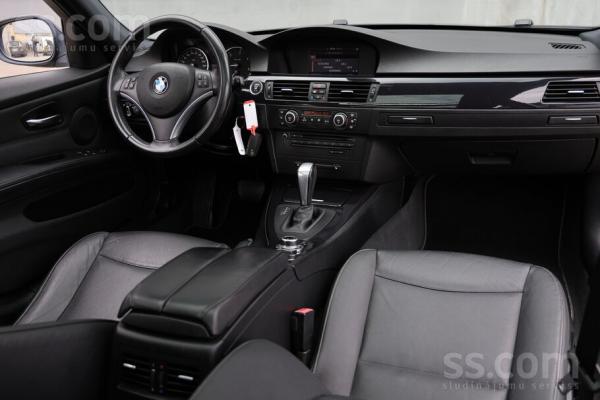 Grey BMW 320 2009 in Tukums, with an engine capacity of 2.00 L and mileage of 303 thousand km for 5700 €, photo 5 on AUTOMOTO.COM.LV