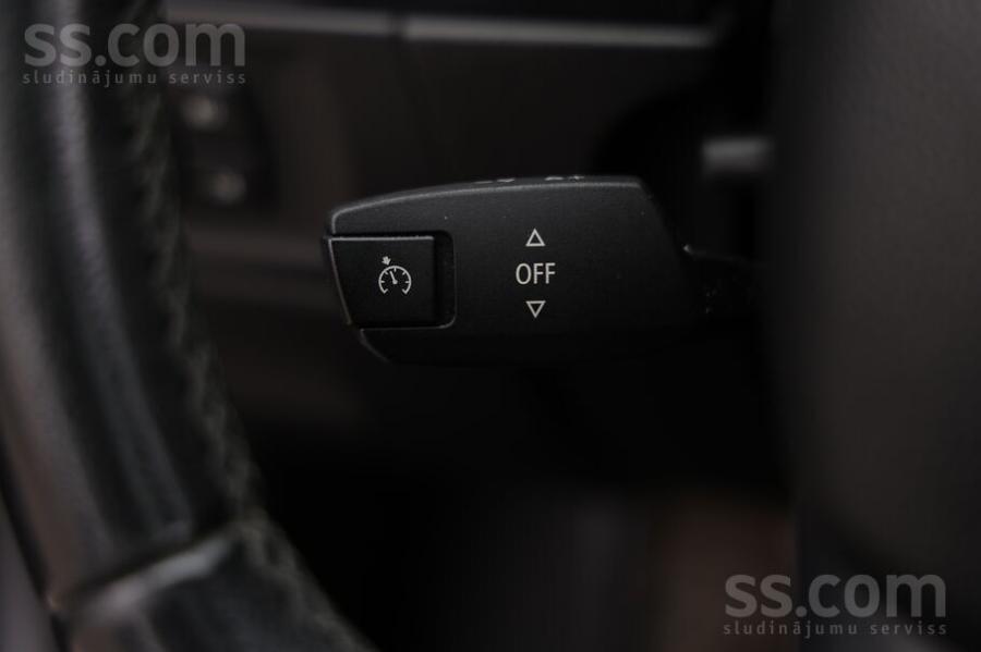Pelēks BMW 320 2009 Tukums, ar dzinēja tilpumu 2.00 L un nobraukumu 303 tūkst. km par 5700 €, foto 21 vietnē AUTOMOTO.COM.LV
