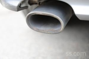 Pelēks BMW 320 2009 Tukums, ar dzinēja tilpumu 2.00 L un nobraukumu 303 tūkst. km par 5700 €, foto 25 vietnē AUTOMOTO.COM.LV