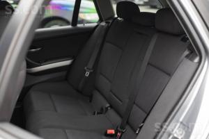 Grey BMW 320 2009 in Riga, with an engine capacity of 2.00 L and mileage of 429 thousand km for 5490 €, photo 11 on AUTOMOTO.COM.LV