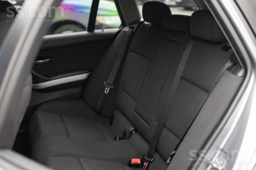 Grey BMW 320 2009 in Riga, with an engine capacity of 2.00 L and mileage of 429 thousand km for 5490 €, photo 11 on AUTOMOTO.COM.LV