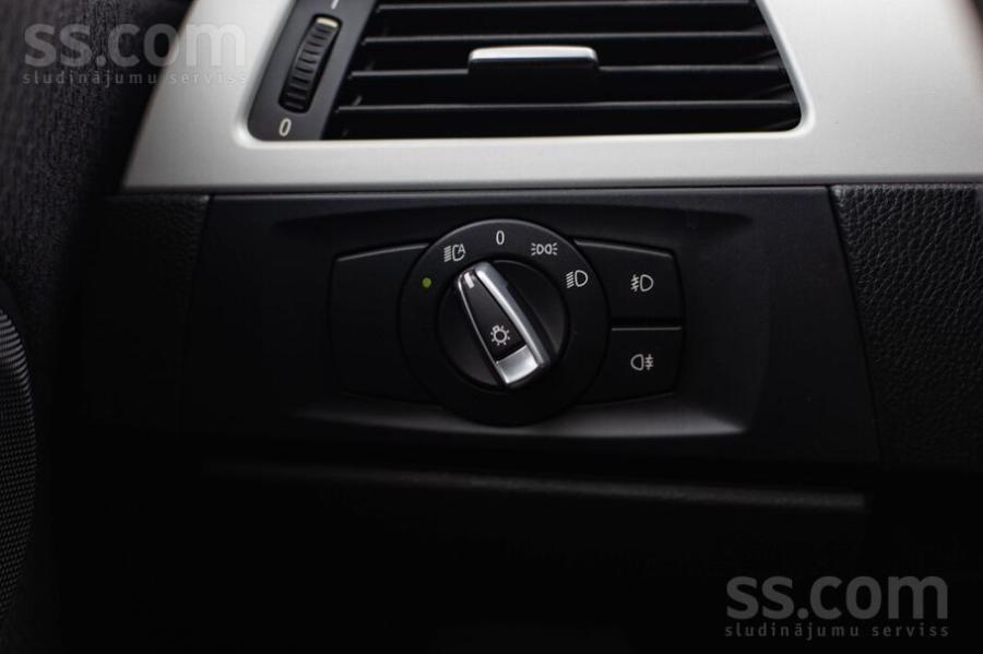 Grey BMW 320 2009 in Riga, with an engine capacity of 2.00 L and mileage of 429 thousand km for 5490 €, photo 15 on AUTOMOTO.COM.LV