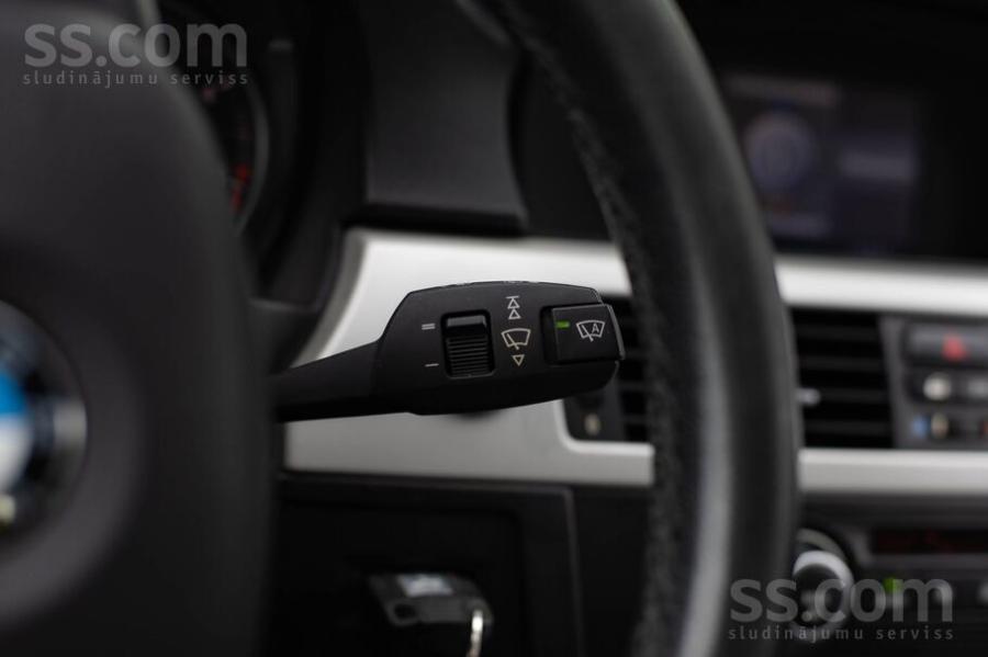 Grey BMW 320 2009 in Riga, with an engine capacity of 2.00 L and mileage of 429 thousand km for 5490 €, photo 17 on AUTOMOTO.COM.LV