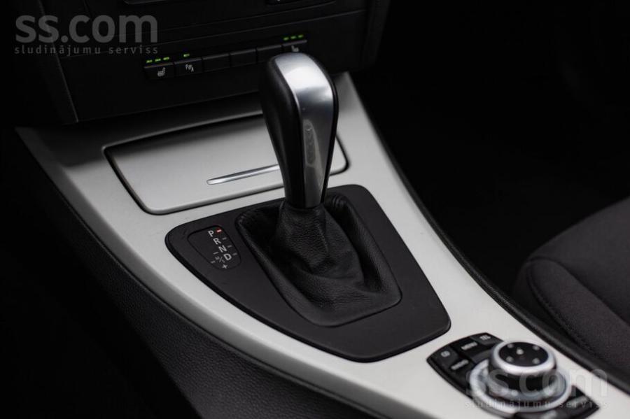 Grey BMW 320 2009 in Riga, with an engine capacity of 2.00 L and mileage of 429 thousand km for 5490 €, photo 24 on AUTOMOTO.COM.LV