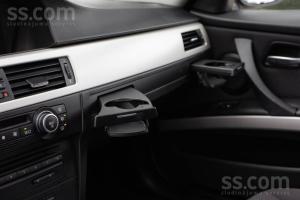 Grey BMW 320 2009 in Riga, with an engine capacity of 2.00 L and mileage of 429 thousand km for 5490 €, photo 25 on AUTOMOTO.COM.LV