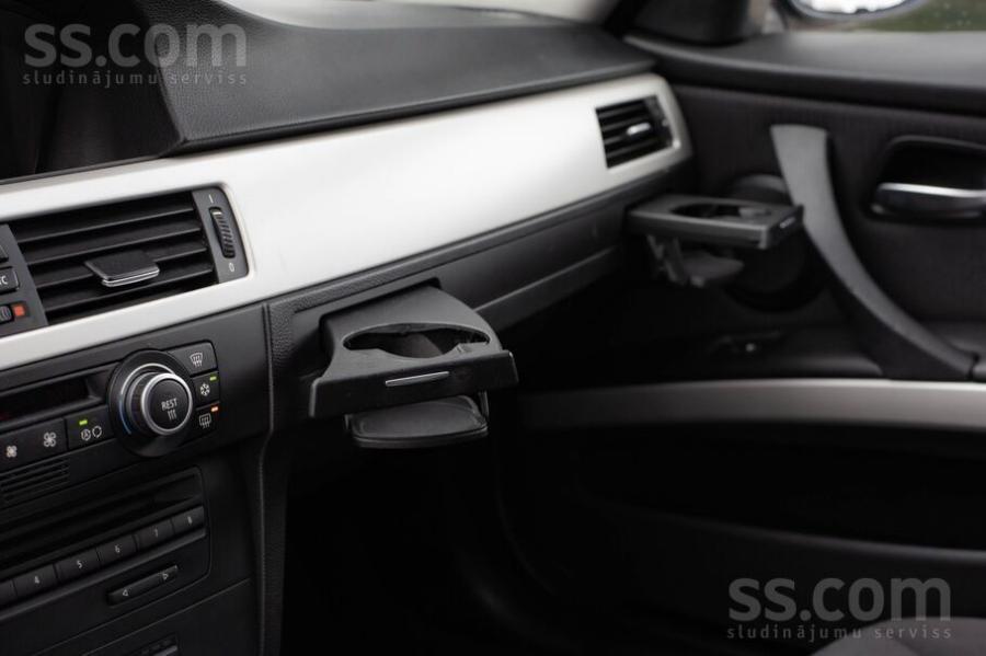 Grey BMW 320 2009 in Riga, with an engine capacity of 2.00 L and mileage of 429 thousand km for 5490 €, photo 25 on AUTOMOTO.COM.LV