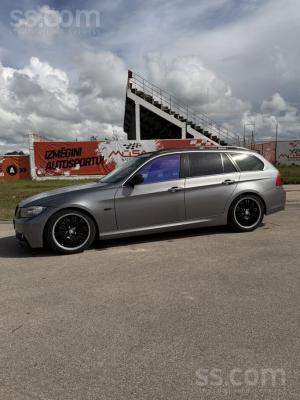 Pelēks BMW 320 2009 Bauska, ar dzinēja tilpumu 2.00 L un nobraukumu 0 tūkst. km par 5550 €, foto 4 vietnē AUTOMOTO.COM.LV