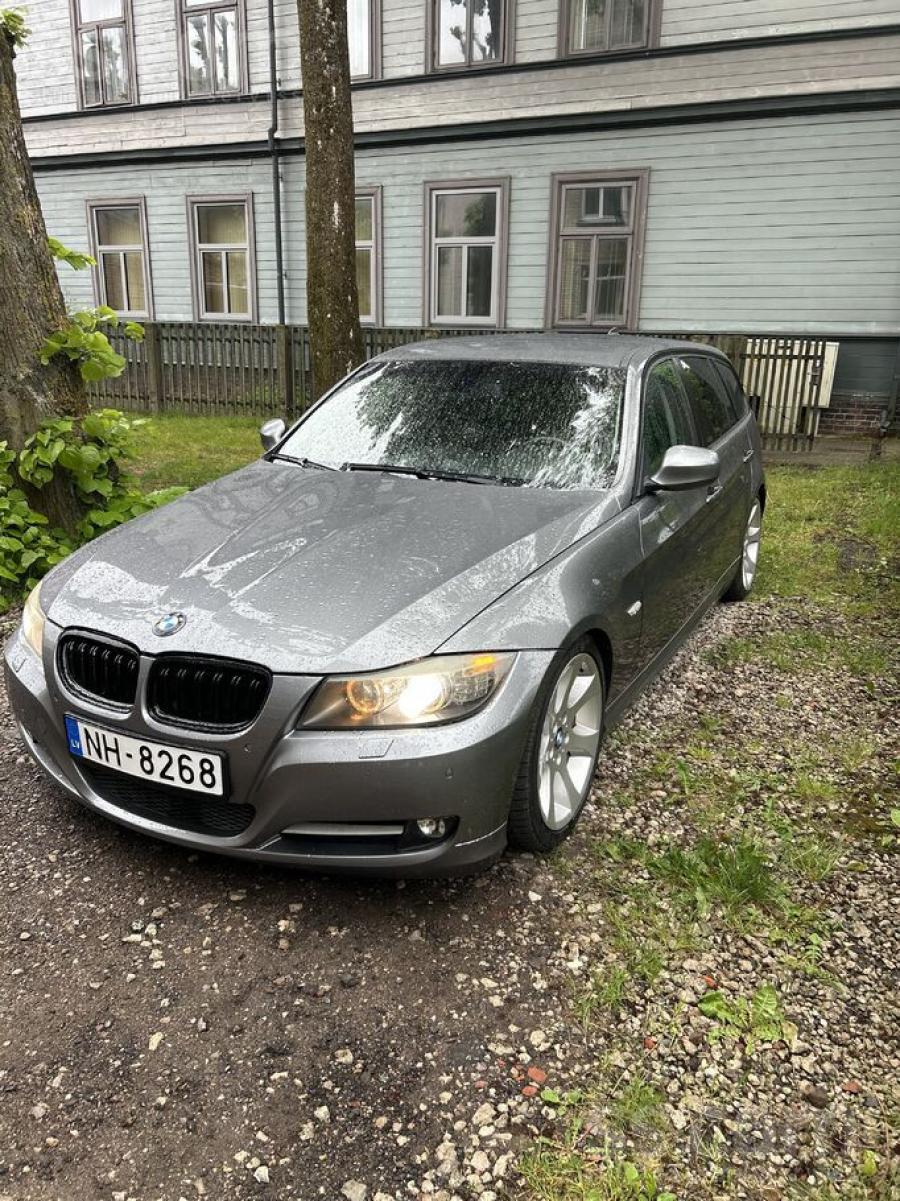Grey BMW 320 2009 in Jelgava, with an engine capacity of 2.00 L and mileage of 356 thousand km for 4700 €, photo 1 on AUTOMOTO.COM.LV