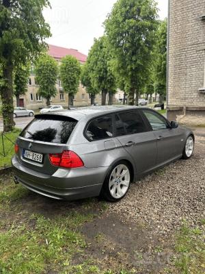 Grey BMW 320 2009 in Jelgava, with an engine capacity of 2.00 L and mileage of 356 thousand km for 4700 €, photo 4 on AUTOMOTO.COM.LV