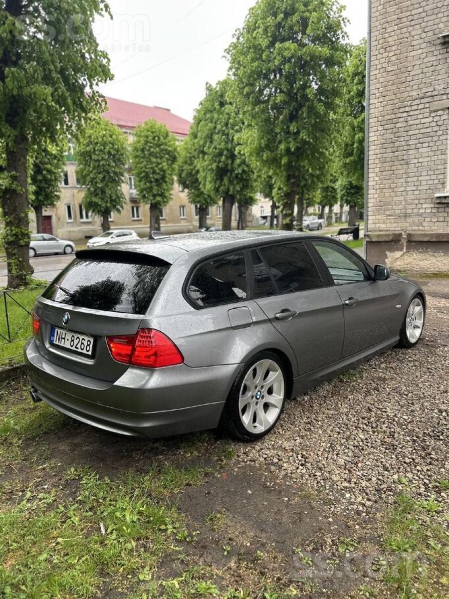 Grey BMW 320 2009 in Jelgava, with an engine capacity of 2.00 L and mileage of 356 thousand km for 4700 €, photo 4 on AUTOMOTO.COM.LV
