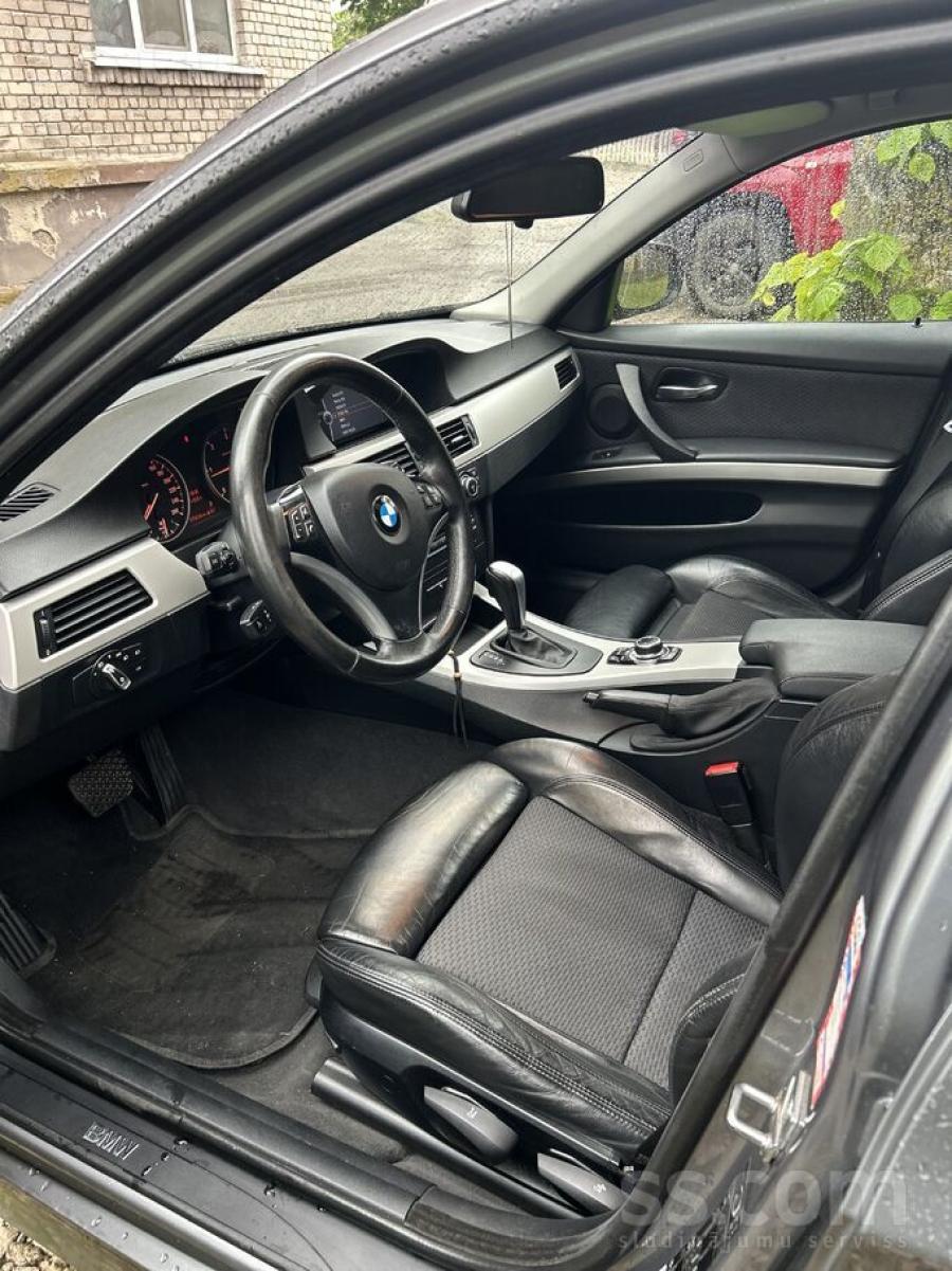 Grey BMW 320 2009 in Jelgava, with an engine capacity of 2.00 L and mileage of 356 thousand km for 4700 €, photo 7 on AUTOMOTO.COM.LV