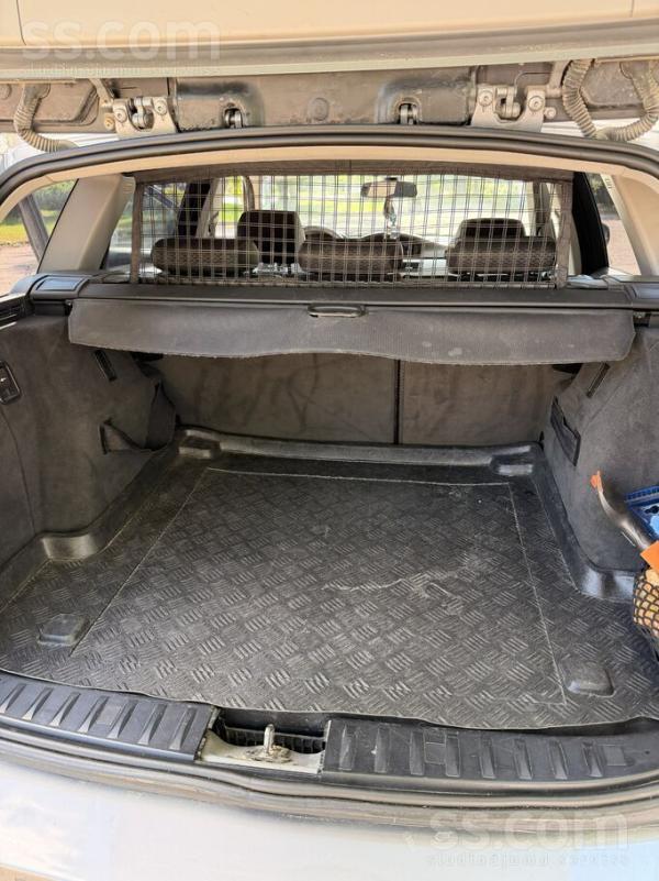 Grey BMW 320 2009 in Liepaja, with an engine capacity of 2.00 L and mileage of 309 thousand km for 3500 €, photo 7 on AUTOMOTO.COM.LV