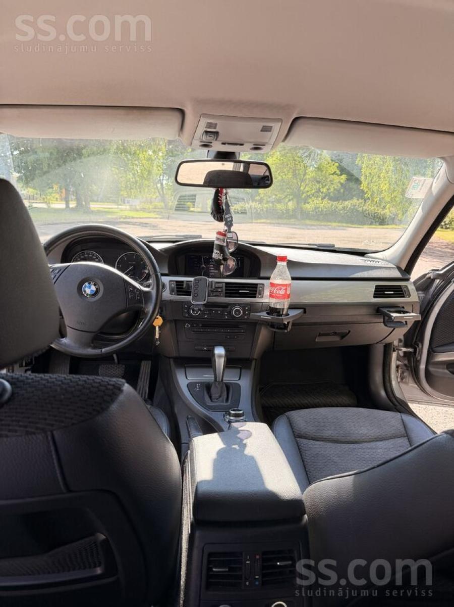Pelēks BMW 320 2009 Liepāja, ar dzinēja tilpumu 2.00 L un nobraukumu 309 tūkst. km par 3500 €, foto 13 vietnē AUTOMOTO.COM.LV