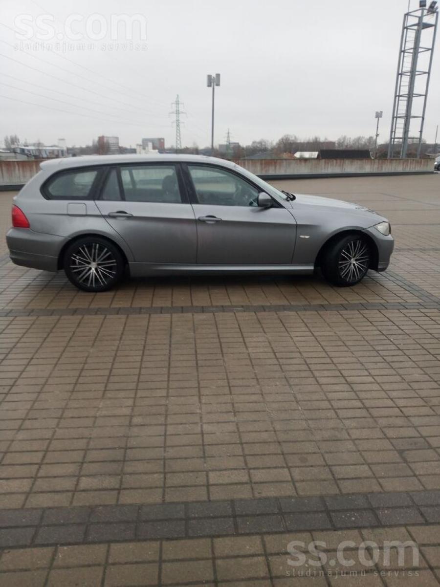 Pelēks BMW 320 2009 Rīga, ar dzinēja tilpumu 2.00 L un nobraukumu 332 tūkst. km par 3550 €, foto 4 vietnē AUTOMOTO.COM.LV