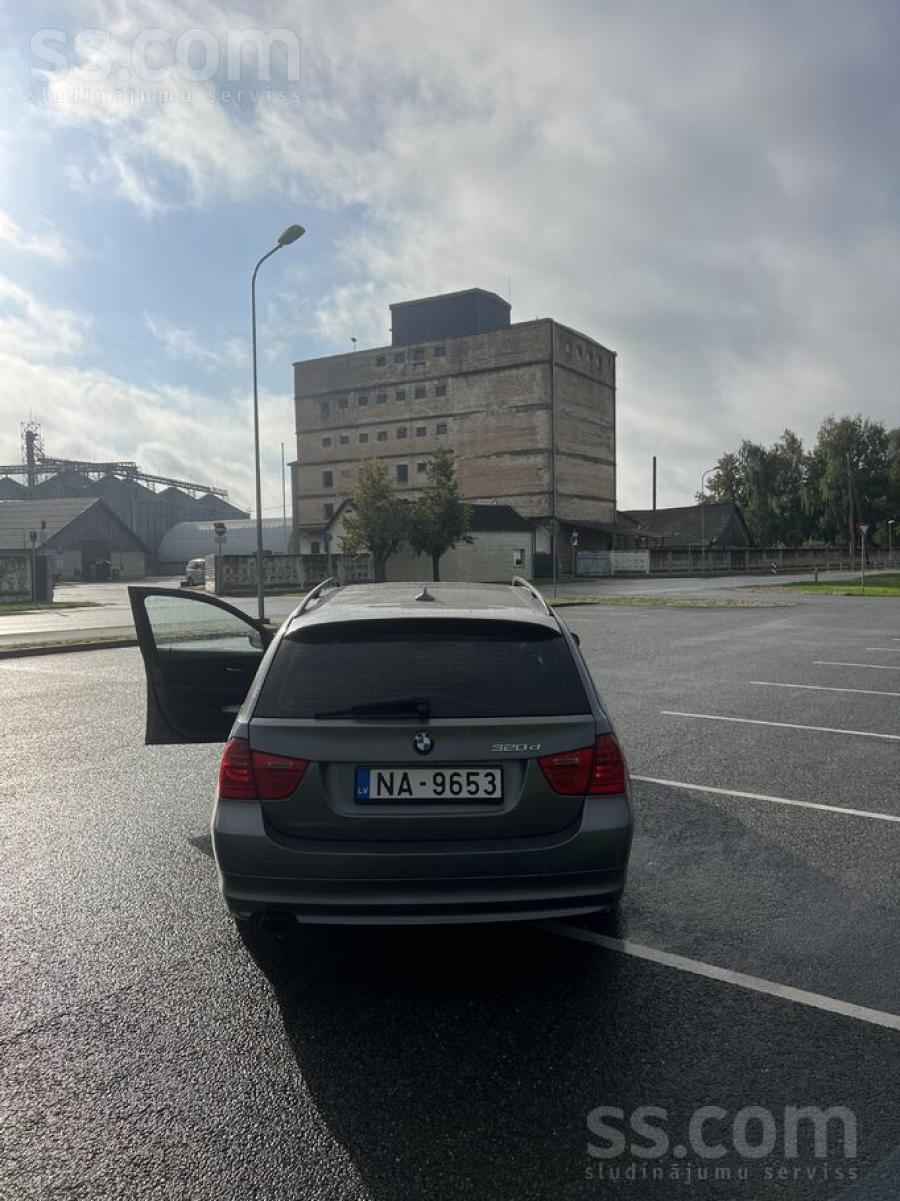 Grey BMW 320 2009 in Bauska, with an engine capacity of 2.00 L and mileage of 440 thousand km for 4200 €, photo 5 on AUTOMOTO.COM.LV