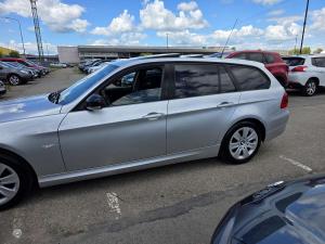 Grey BMW 320 2009 in Siauliai, with an engine capacity of 2.00 L and mileage of 254 thousand km for 3950 €, photo 9 on AUTOMOTO.COM.LV