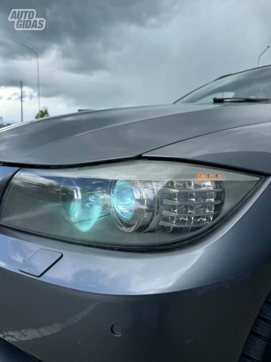 Grey BMW 320 2009 in Panevezys, with an engine capacity of 2.00 L and mileage of 294 thousand km for 3450 €, photo 10 on AUTOMOTO.COM.LV