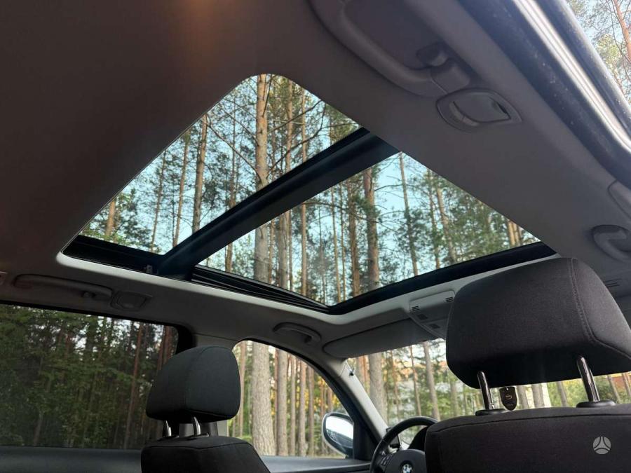 Grey BMW 320 2009 in Druskininkai, with an engine capacity of 2.00 L and mileage of 367 thousand km for 3499 €, photo 9 on AUTOMOTO.COM.LV