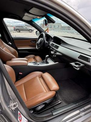 Grey BMW 320 2009 in Vilnius, with an engine capacity of 2.00 L and mileage of 408 thousand km for 3300 €, photo 16 on AUTOMOTO.COM.LV