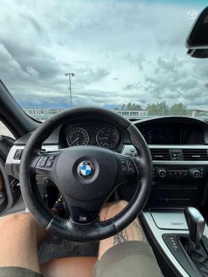 Grey BMW 320 2009 in Vilnius, with an engine capacity of 2.00 L and mileage of 408 thousand km for 3300 €, photo 21 on AUTOMOTO.COM.LV