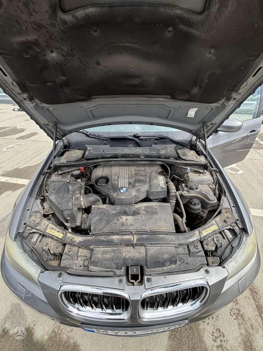 Grey BMW 320 2009 in Vilnius, with an engine capacity of 2.00 L and mileage of 408 thousand km for 3300 €, photo 22 on AUTOMOTO.COM.LV