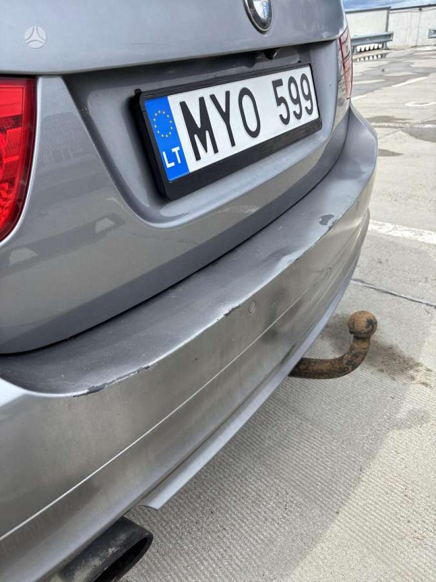 Grey BMW 320 2009 in Vilnius, with an engine capacity of 2.00 L and mileage of 408 thousand km for 3300 €, photo 26 on AUTOMOTO.COM.LV