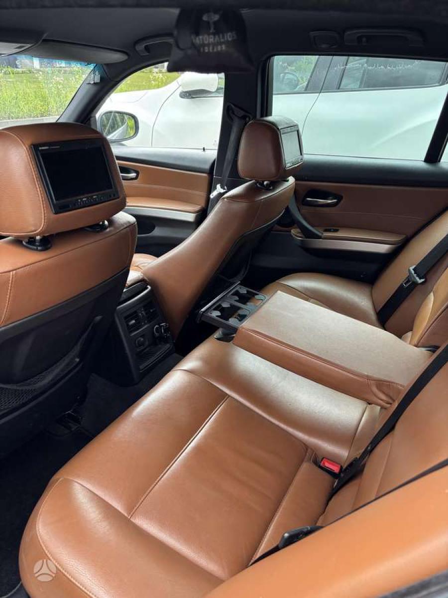 Grey BMW 320 2009 in Vilnius, with an engine capacity of 2.00 L and mileage of 408 thousand km for 3300 €, photo 30 on AUTOMOTO.COM.LV