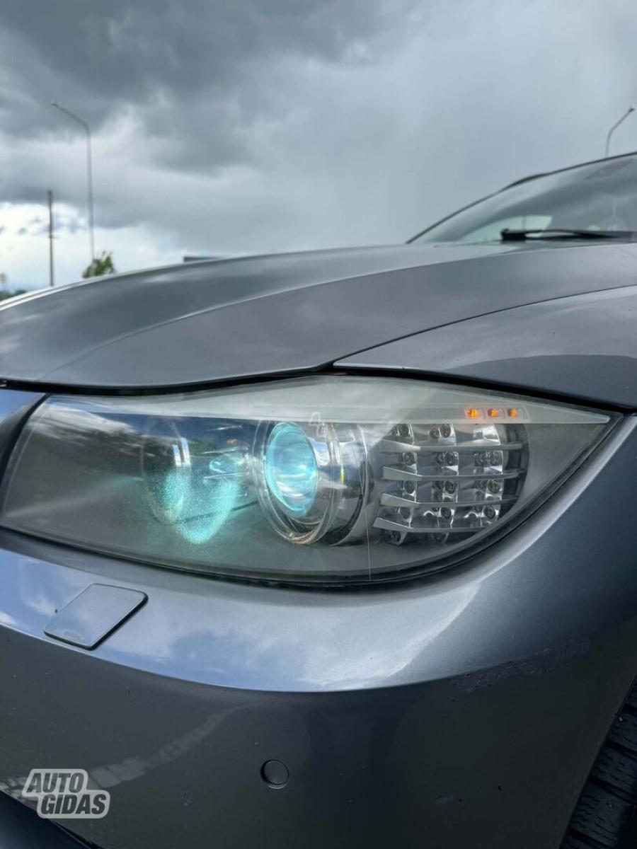 Pelēks BMW 320 2009 Panevēža, ar dzinēja tilpumu 2.00 L un nobraukumu 294 tūkst. km par 3350 €, foto 10 vietnē AUTOMOTO.COM.LV