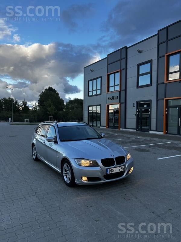 Pelēks BMW 320 2009 Rīga, ar dzinēja tilpumu 2.00 L un nobraukumu 281 tūkst. km par 4300 €, foto 1 vietnē AUTOMOTO.COM.LV