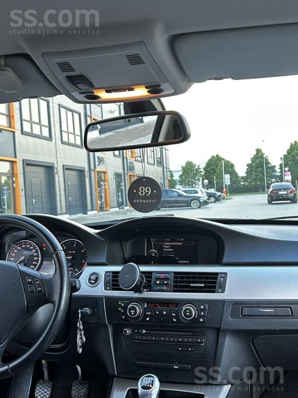 Pelēks BMW 320 2009 Rīga, ar dzinēja tilpumu 2.00 L un nobraukumu 281 tūkst. km par 4300 €, foto 8 vietnē AUTOMOTO.COM.LV