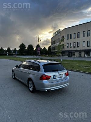 Pelēks BMW 320 2009 Rīga, ar dzinēja tilpumu 2.00 L un nobraukumu 281 tūkst. km par 4300 €, foto 4 vietnē AUTOMOTO.COM.LV