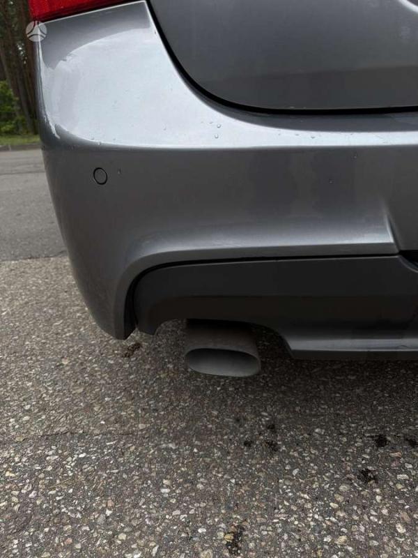 Pelēks BMW 320 2009 Druskininkai, ar dzinēja tilpumu 2.00 L un nobraukumu 288 tūkst. km par 4500 €, foto 4 vietnē AUTOMOTO.COM.LV