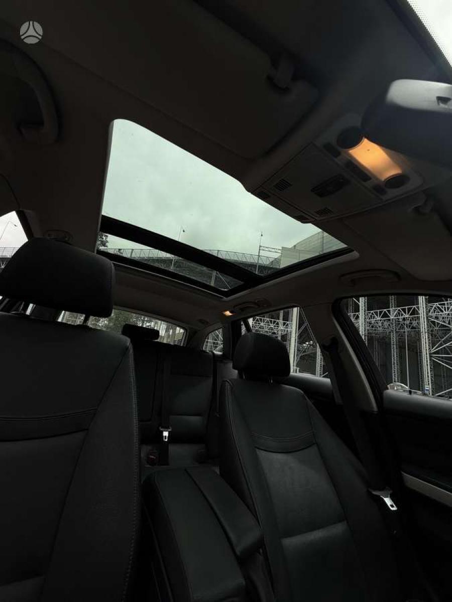 Pelēks BMW 320 2009 Druskininkai, ar dzinēja tilpumu 2.00 L un nobraukumu 288 tūkst. km par 4500 €, foto 20 vietnē AUTOMOTO.COM.LV