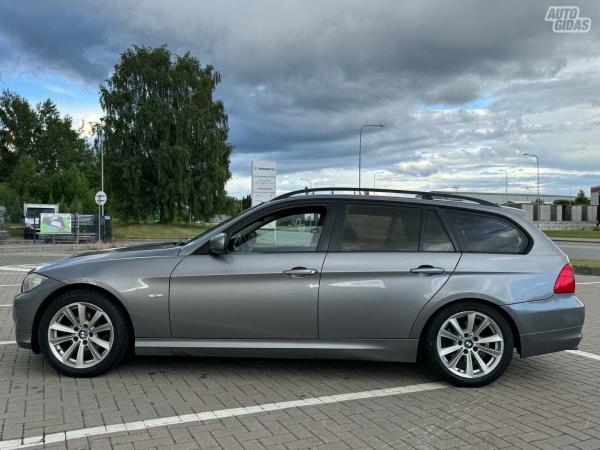 Grey BMW 320 2009 in Panevezys, with an engine capacity of 2.00 L and mileage of 294 thousand km for 3250 €, photo 7 on AUTOMOTO.COM.LV