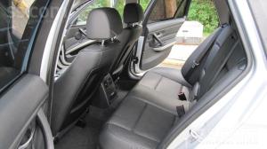 Pelēks BMW 320 2009 Rīga, ar dzinēja tilpumu 2.00 L un nobraukumu 300 tūkst. km par 5650 €, foto 5 vietnē AUTOMOTO.COM.LV
