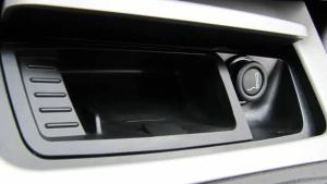 Pelēks BMW 320 2009 Rīga, ar dzinēja tilpumu 2.00 L un nobraukumu 300 tūkst. km par 5650 €, foto 15 vietnē AUTOMOTO.COM.LV