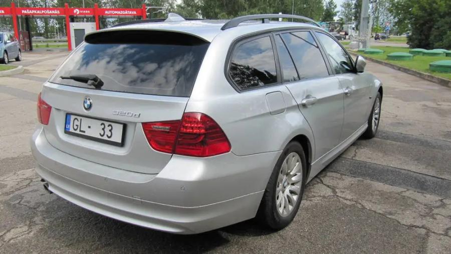 Pelēks BMW 320 2009 Rīga, ar dzinēja tilpumu 2.00 L un nobraukumu 300 tūkst. km par 5650 €, foto 19 vietnē AUTOMOTO.COM.LV