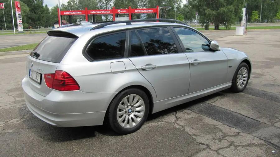 Pelēks BMW 320 2009 Rīga, ar dzinēja tilpumu 2.00 L un nobraukumu 300 tūkst. km par 5650 €, foto 20 vietnē AUTOMOTO.COM.LV