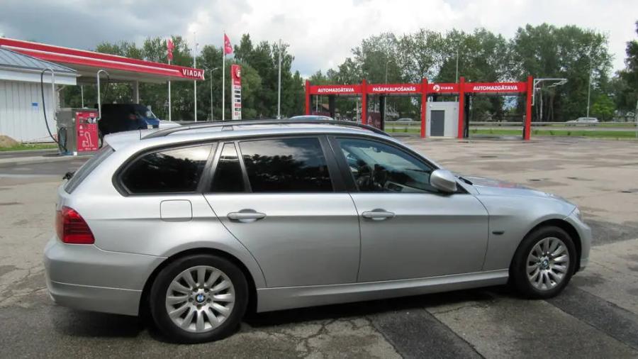 Pelēks BMW 320 2009 Rīga, ar dzinēja tilpumu 2.00 L un nobraukumu 300 tūkst. km par 5650 €, foto 21 vietnē AUTOMOTO.COM.LV