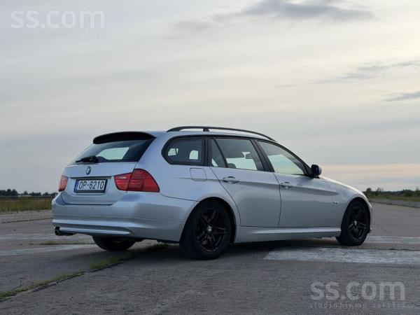 Pelēks BMW 320 2009 Jēkabpils, ar dzinēja tilpumu 2.00 L un nobraukumu 366 tūkst. km par 3999 €, foto 8 vietnē AUTOMOTO.COM.LV