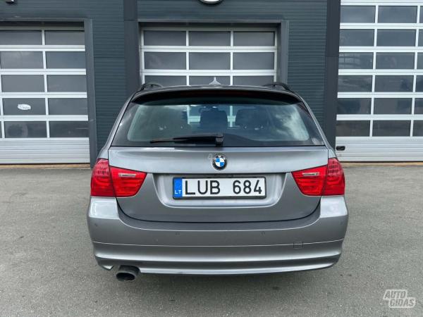Pelēks BMW 320 2009 Panevēža, ar dzinēja tilpumu 2.00 L un nobraukumu 294 tūkst. km par 3250 €, foto 8 vietnē AUTOMOTO.COM.LV