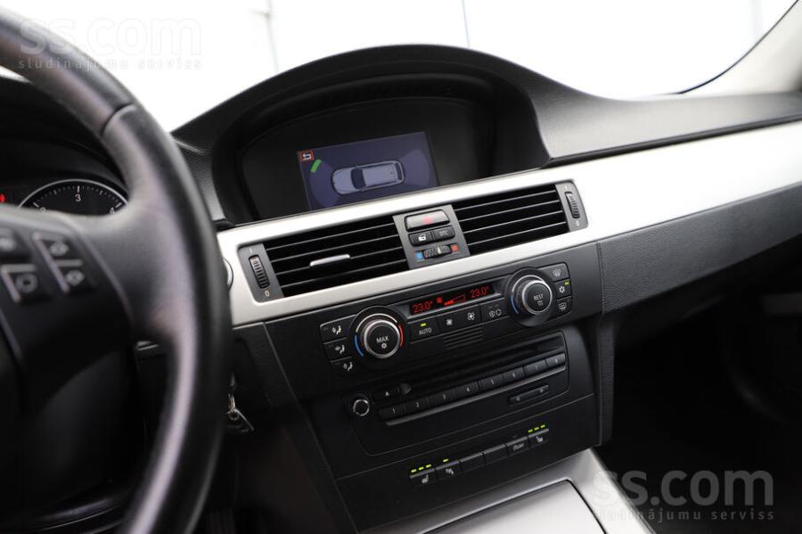 Grey BMW 320 2009 in Tukums, with an engine capacity of 2.00 L and mileage of 364 thousand km for 4290 €, photo 10 on AUTOMOTO.COM.LV
