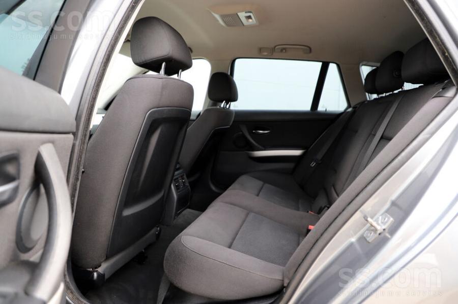 Grey BMW 320 2009 in Tukums, with an engine capacity of 2.00 L and mileage of 364 thousand km for 4290 €, photo 13 on AUTOMOTO.COM.LV