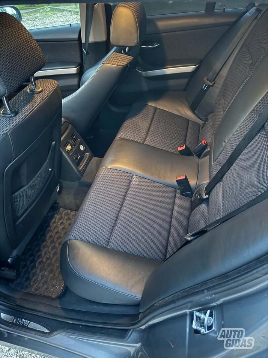Grey BMW 320 2009 in Taurage, with an engine capacity of 2.00 L and mileage of 312 thousand km for 3499 €, photo 7 on AUTOMOTO.COM.LV