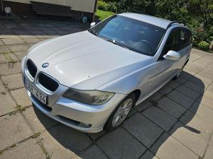 Pelēks BMW 320 2009 Gargždai, ar dzinēja tilpumu 2.00 L un nobraukumu 264 tūkst. km par 3600 €, foto  vietnē AUTOMOTO.COM.LV