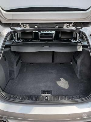 Pelēks BMW 320 2009 Gargždai, ar dzinēja tilpumu 2.00 L un nobraukumu 264 tūkst. km par 3600 €, foto 16 vietnē AUTOMOTO.COM.LV