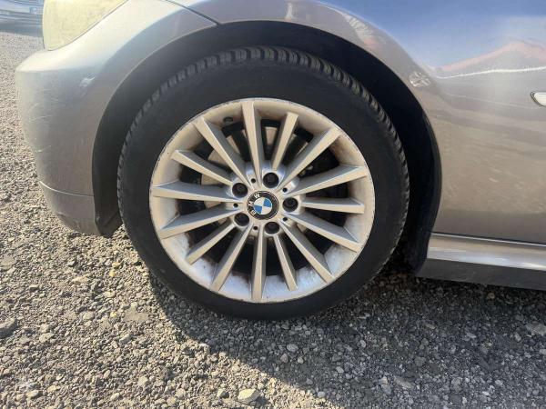 Pelēks BMW 320 2009 Kauņa, ar dzinēja tilpumu 2.00 L un nobraukumu 283 tūkst. km par 2850 €, foto 7 vietnē AUTOMOTO.COM.LV
