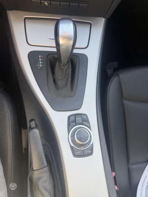 Pelēks BMW 320 2009 Kauņa, ar dzinēja tilpumu 2.00 L un nobraukumu 283 tūkst. km par 2850 €, foto 14 vietnē AUTOMOTO.COM.LV