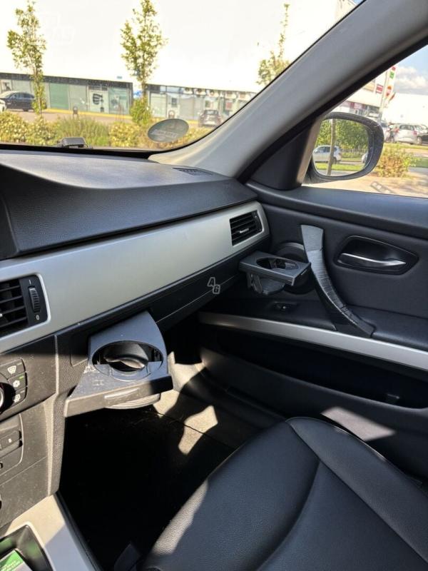 Grey BMW 320 2009 in Vilnius, with an engine capacity of 2.00 L and mileage of 336 thousand km for 3250 €, photo 5 on AUTOMOTO.COM.LV